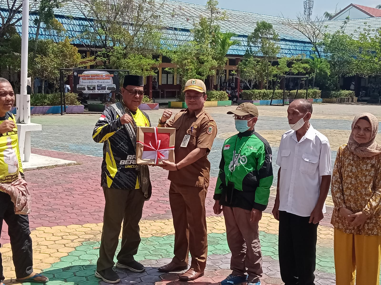 TURDES KE BANJARMASIN, PAMAN BIRIN GELORAKAN SEMANGAT KEMERDEKAAN DI SMKN 5 BANJARMASIN | SMKN 5 ...
